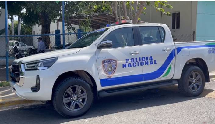 Entregan camionetas y motocicletas a PN de Maimón