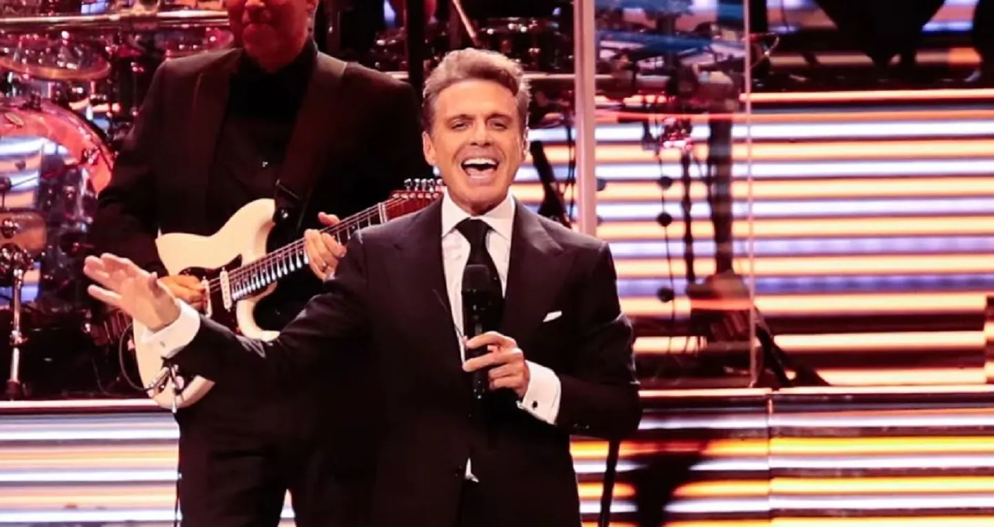 Luis Miguel estremeció a Argentina con primer concierto de su gira