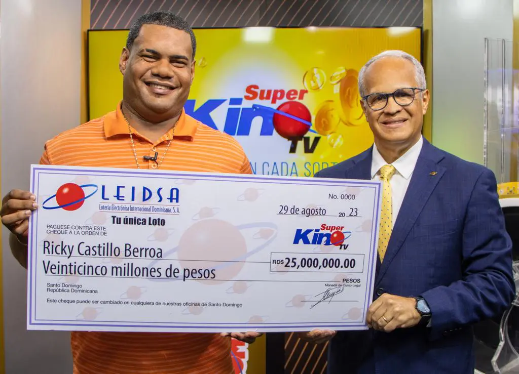 LEIDSA entrega 25 millones al ganador del Súper Kino Tv