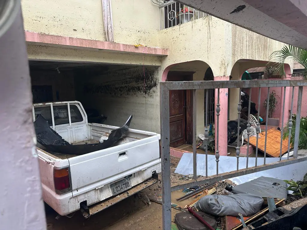 Reportan tres personas muertas en Manoguayabo