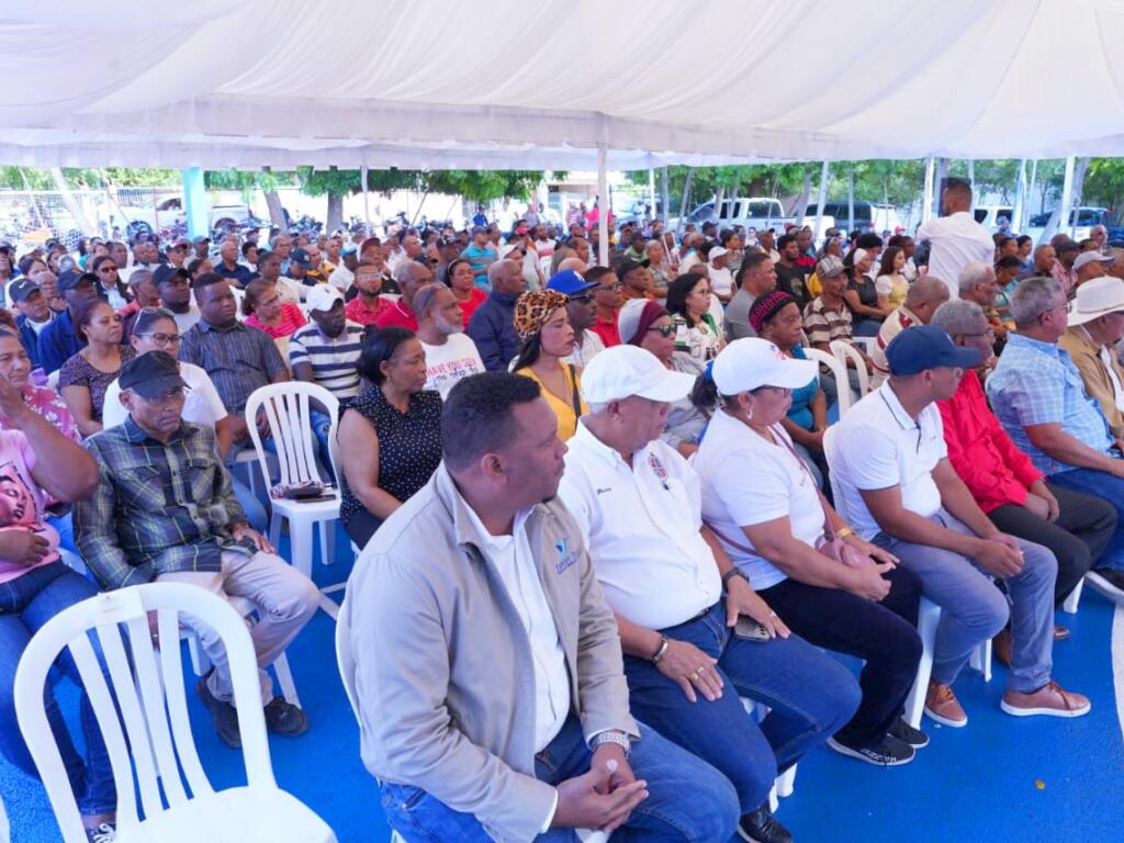 Gobierno inicia proceso de titulación de propiedad en Neiba