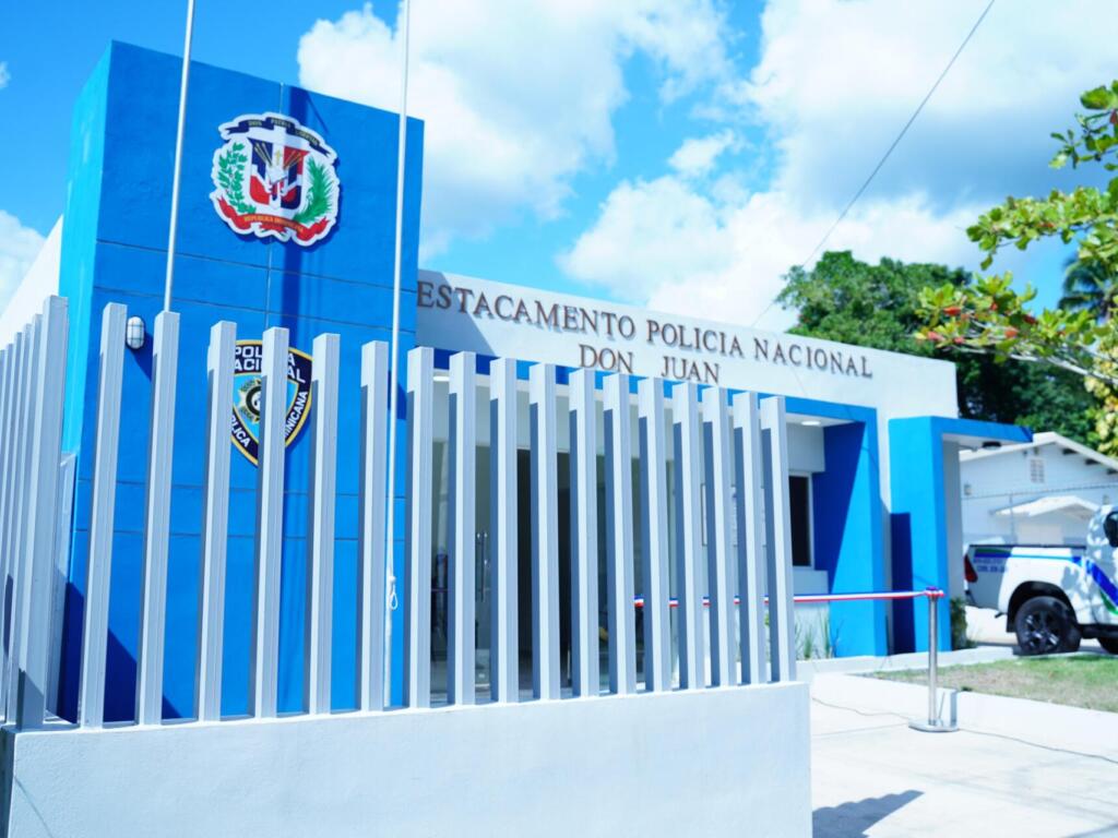 Gobierno inaugura destacamento policial en Don Juan, Monte Plata