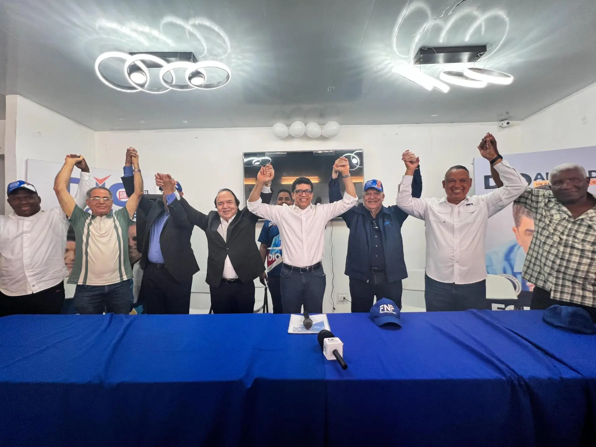 Fuerza Nacional Progresita formaliza apoyo a Dío Astacio