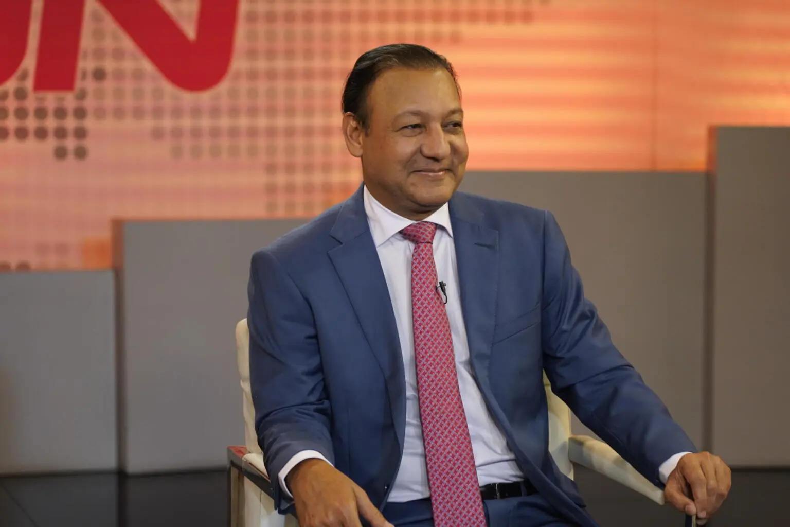 Abel Martínez responde a Abinader: "discurso dista de la realidad"