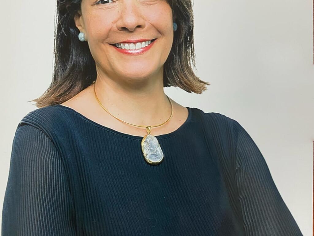 Elizabeth Mateo designada secretaria general ADN
