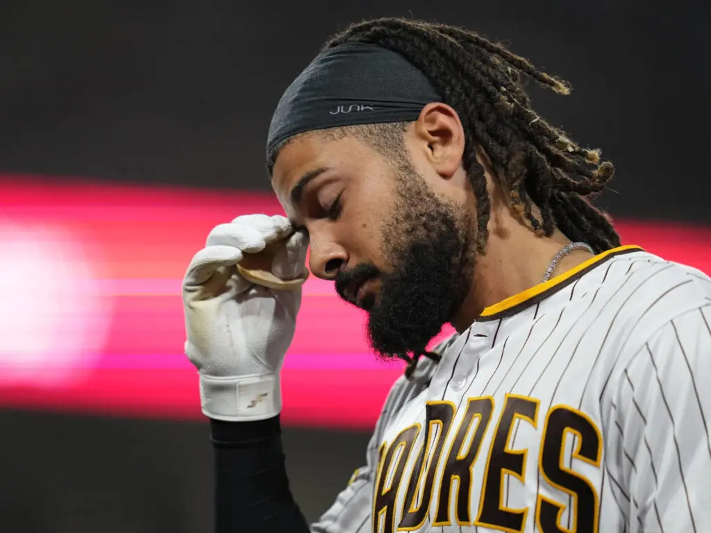 Fernando Tatis Jr. podría estar fuera de acción