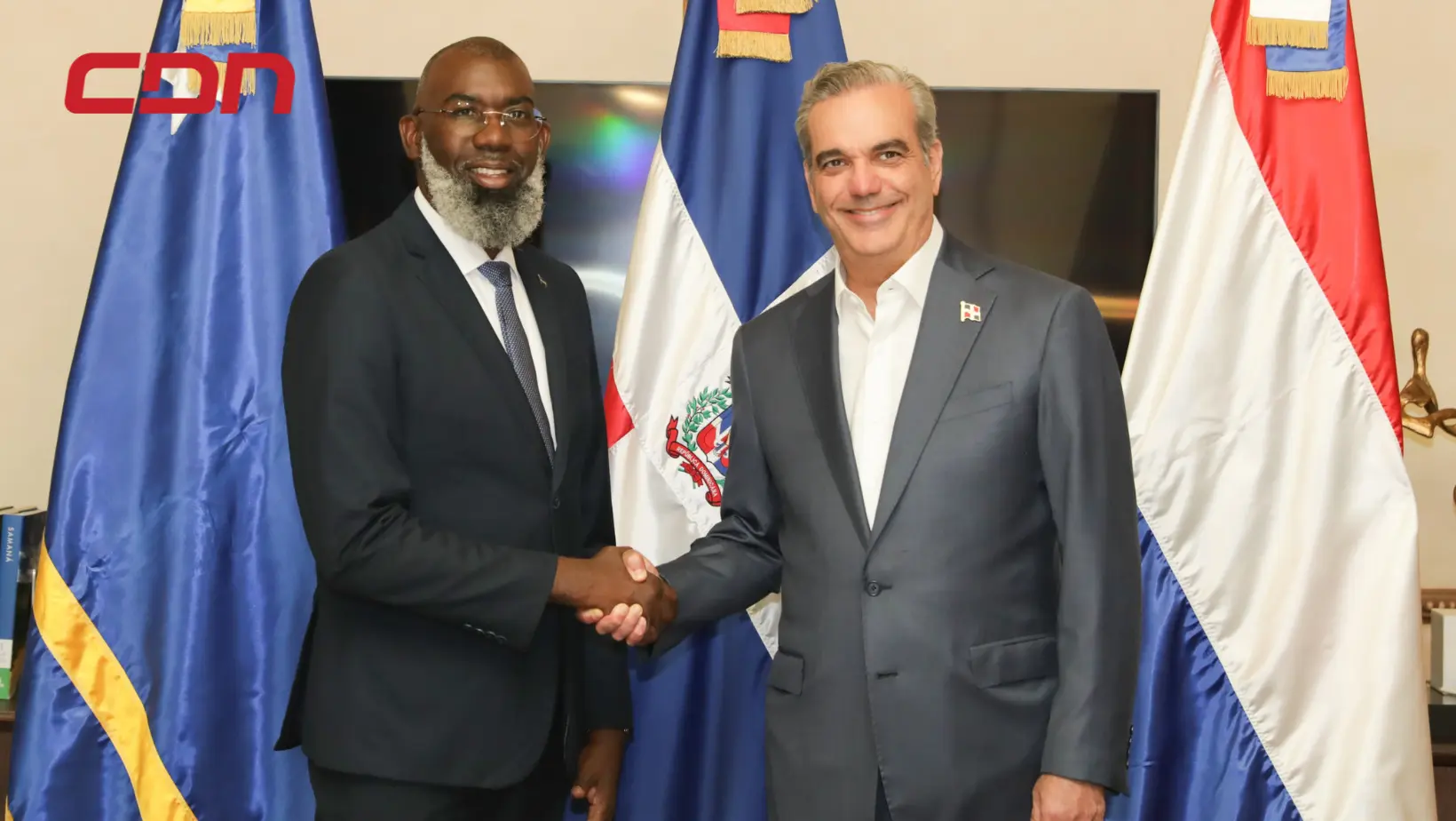 Abinader sostiene reunión bilateral con primer ministro de Curazao