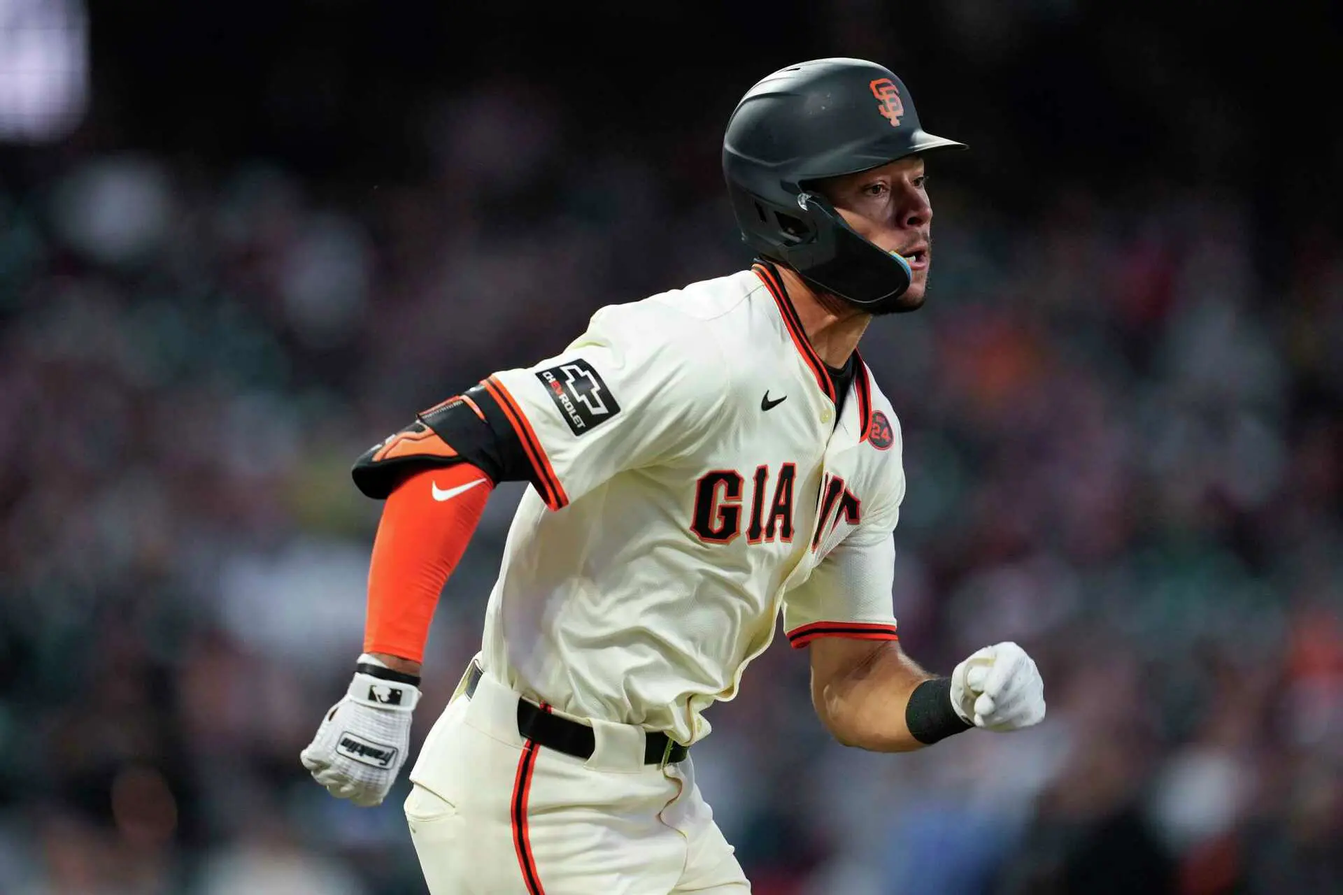 Grant McCray pega el primer imparable en su carrera