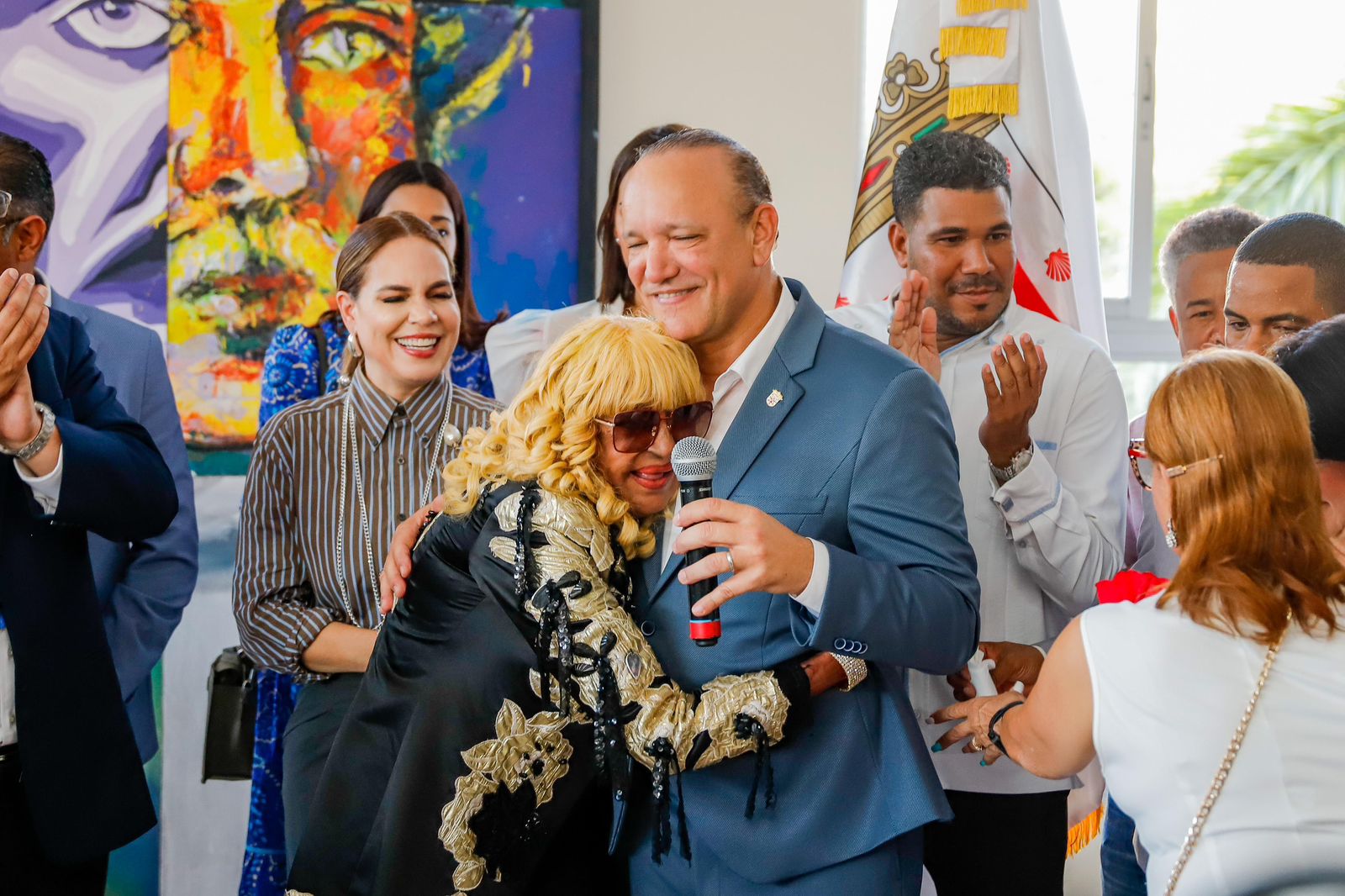 Fefita la Grande es declarada "Embajadora Cultural" de Santiago