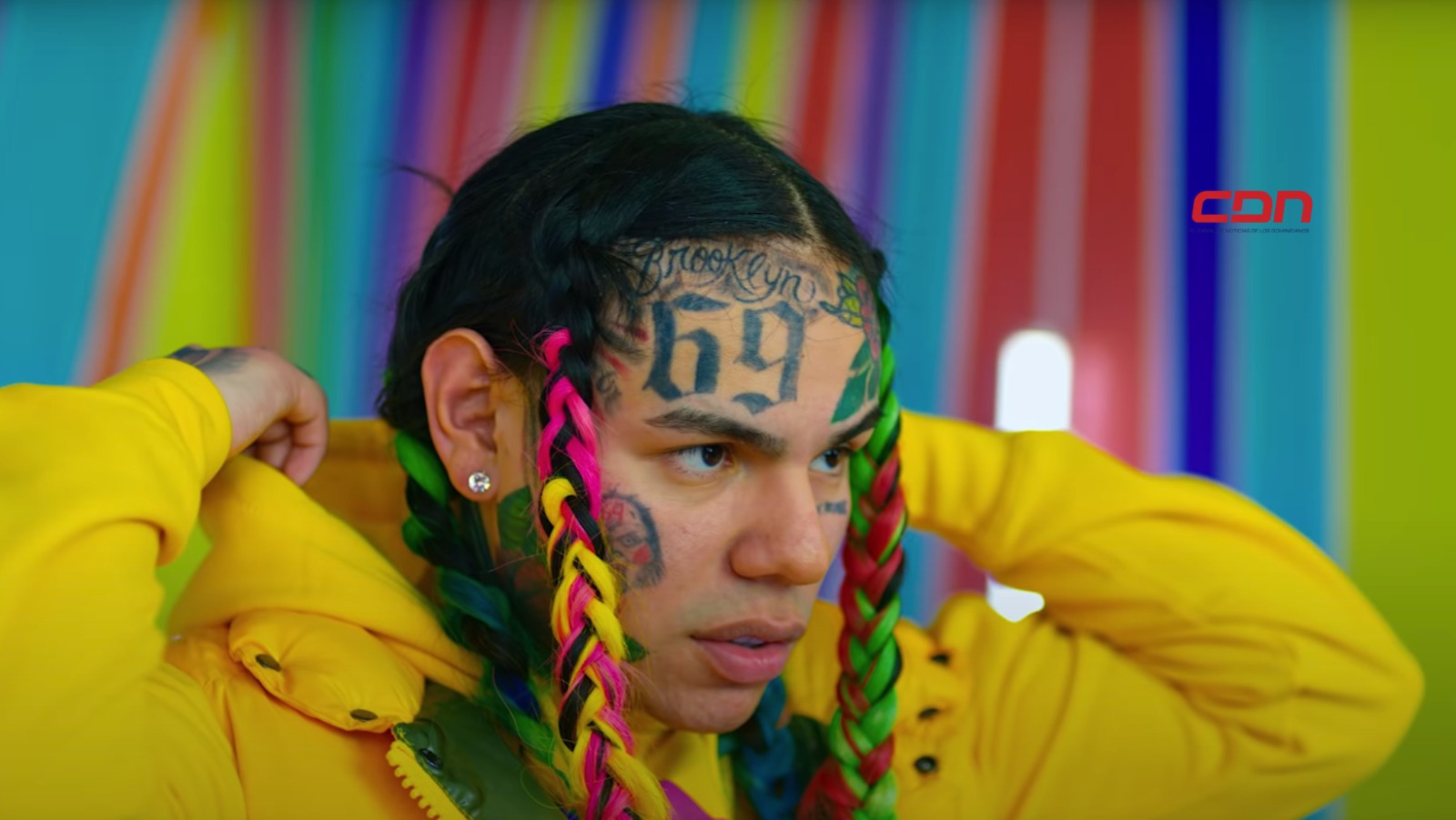 Emiten orden de arresto internacional contra Tekashi 69