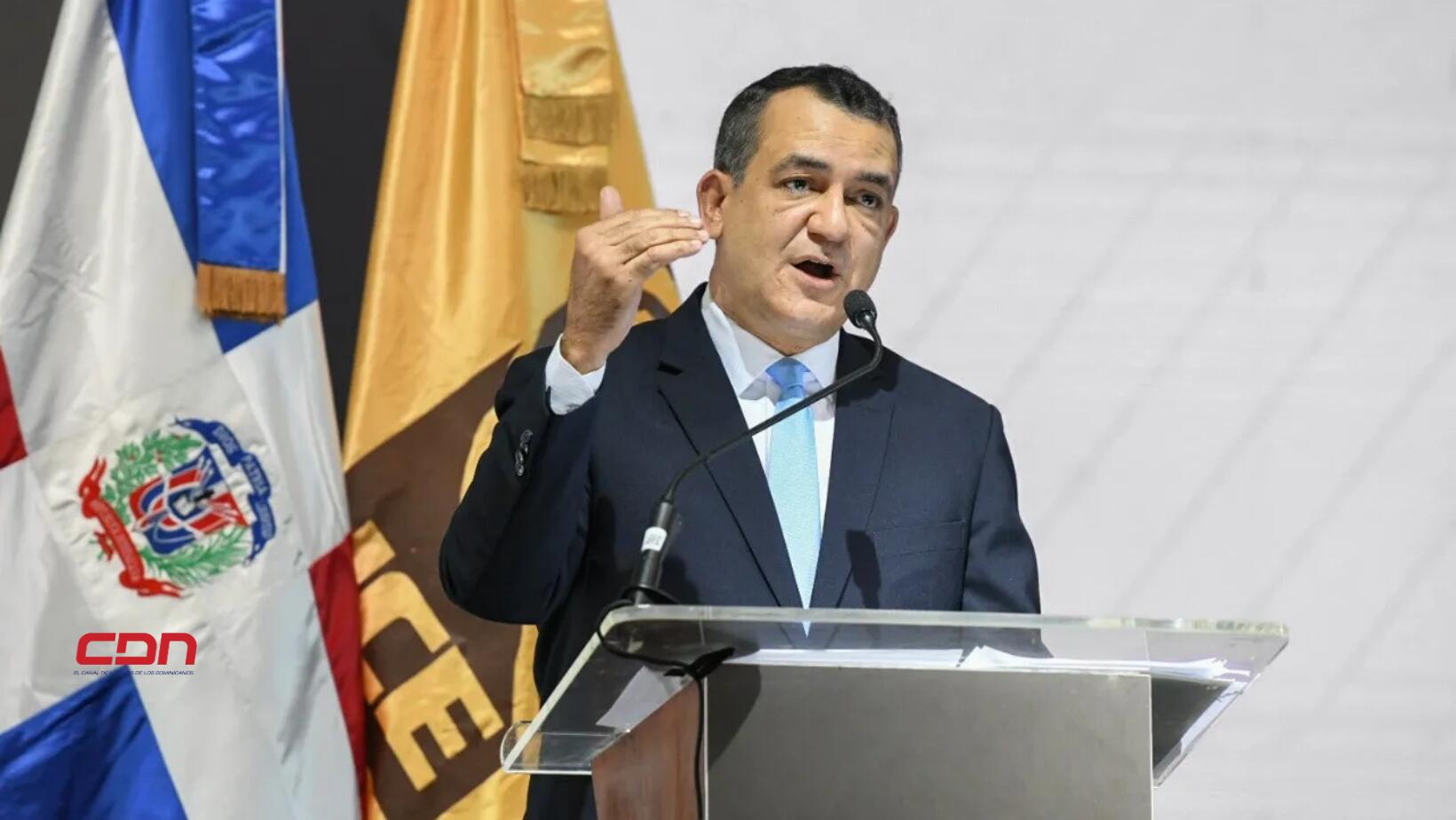 Román Jaquez se postula para reelección de la JCE