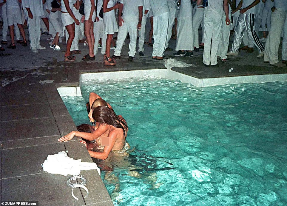 Inéditas Fotos De Las Salvajes Fiestas De Puff Daddy
