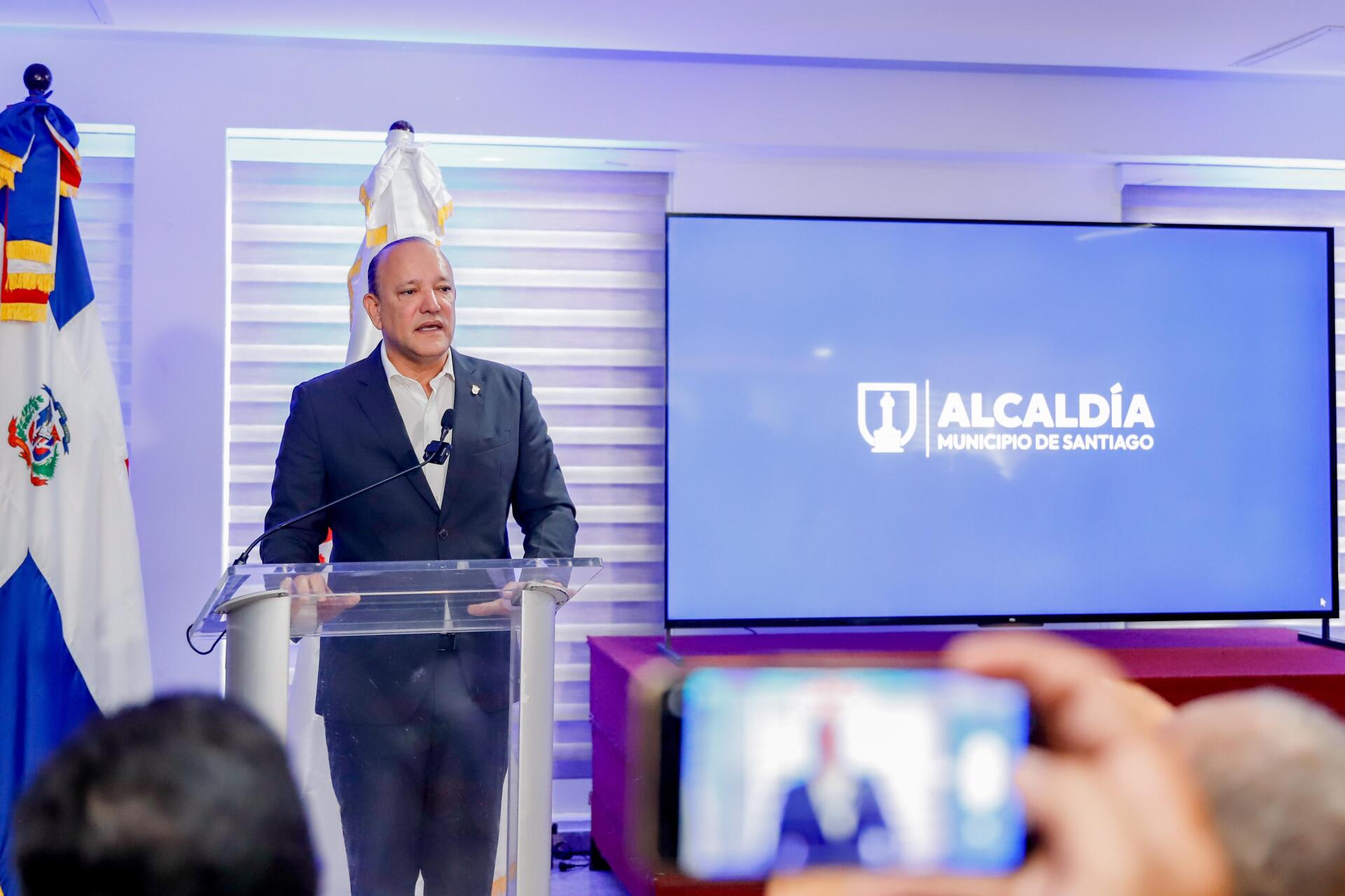 Alcalde de Santiago anuncia inversión de más de RD$324 millones