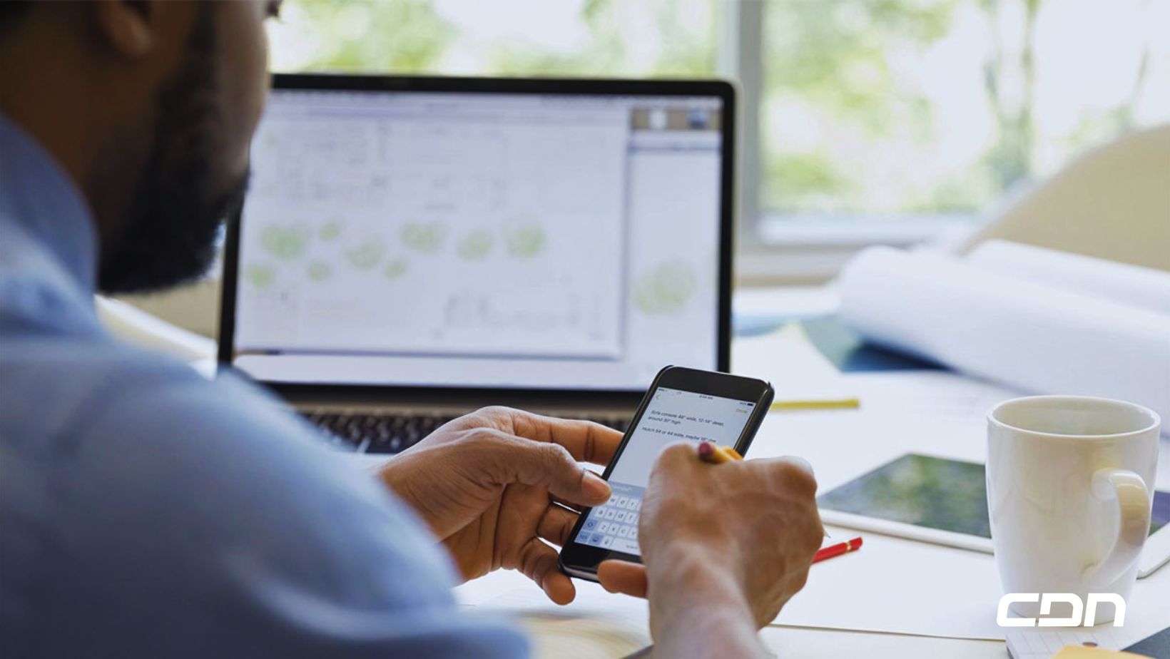 Nuevo código laboral prohíbe uso del celular