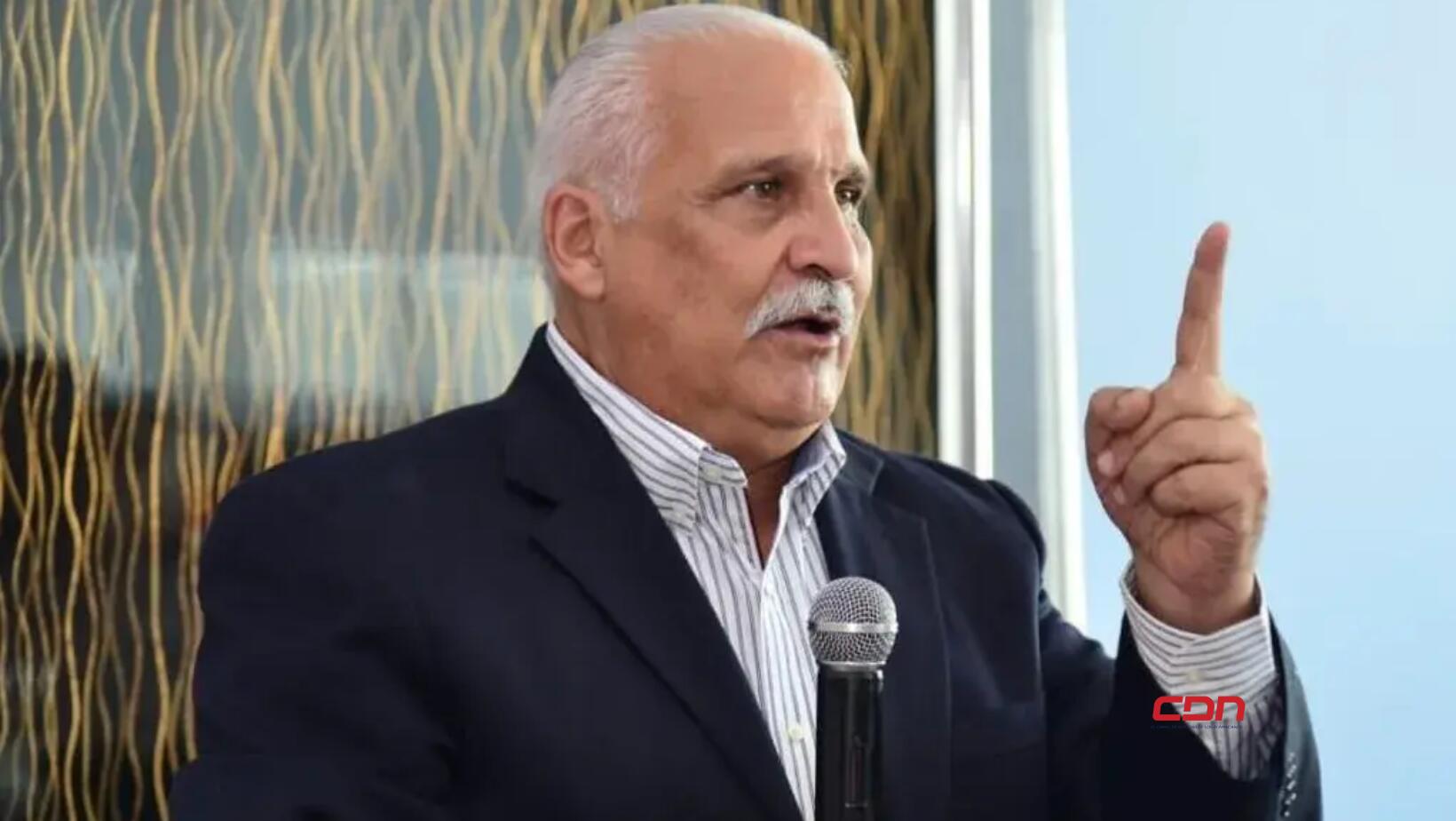 Jaime David denuncia discriminación en la renovación de licencias