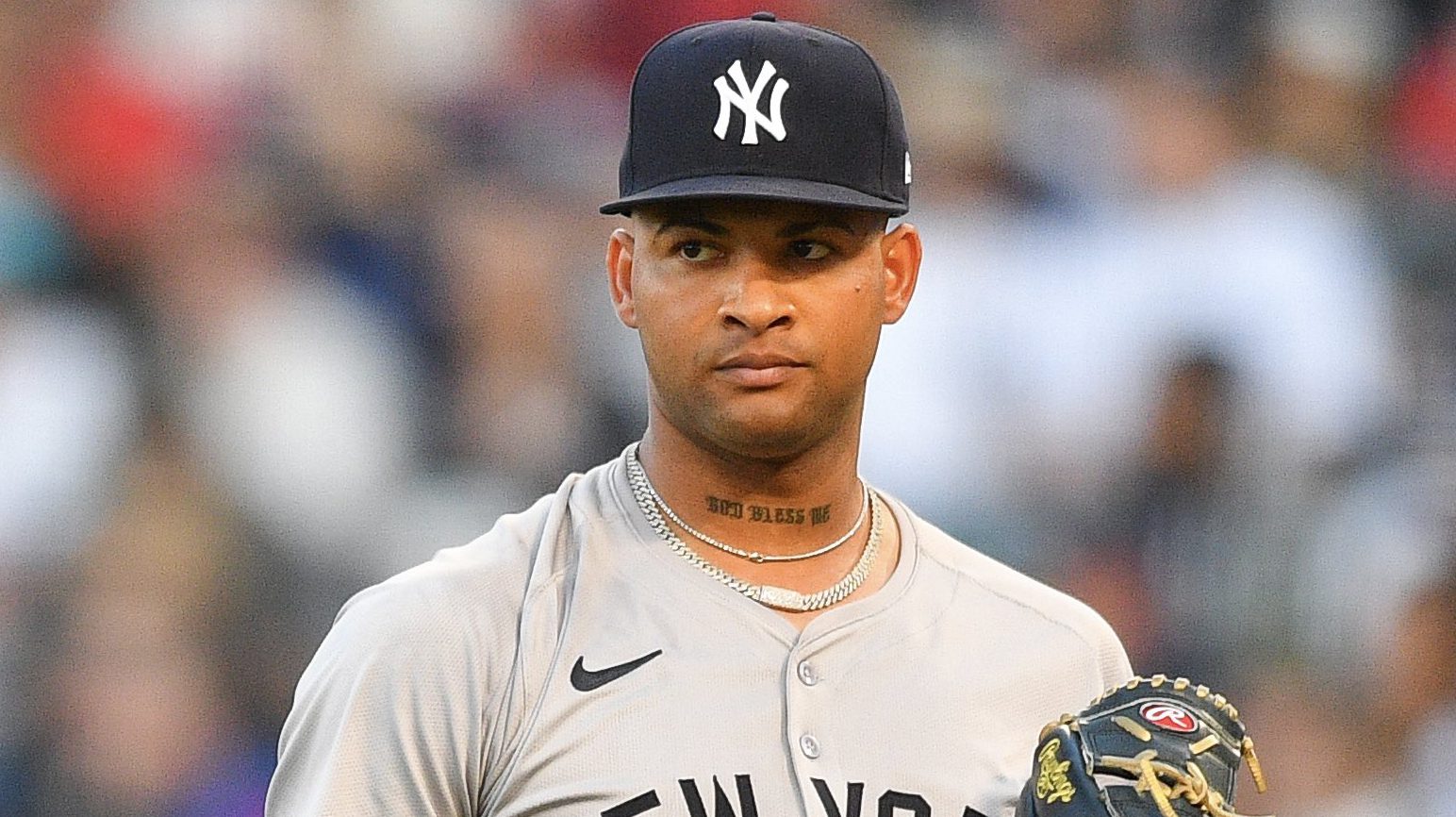 Luis Gil se convierte en el noveno dominicano en ganar