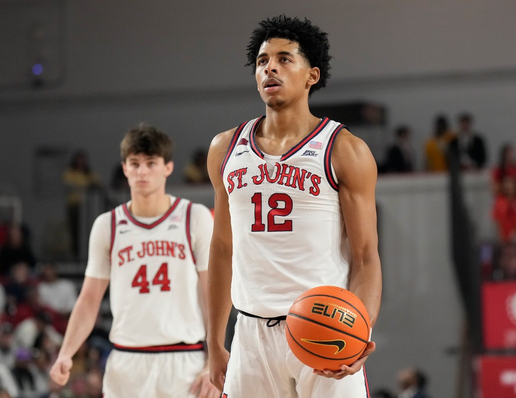 St. John's gana y sigue en racha; Luis Jr. sigue siendo fundamental