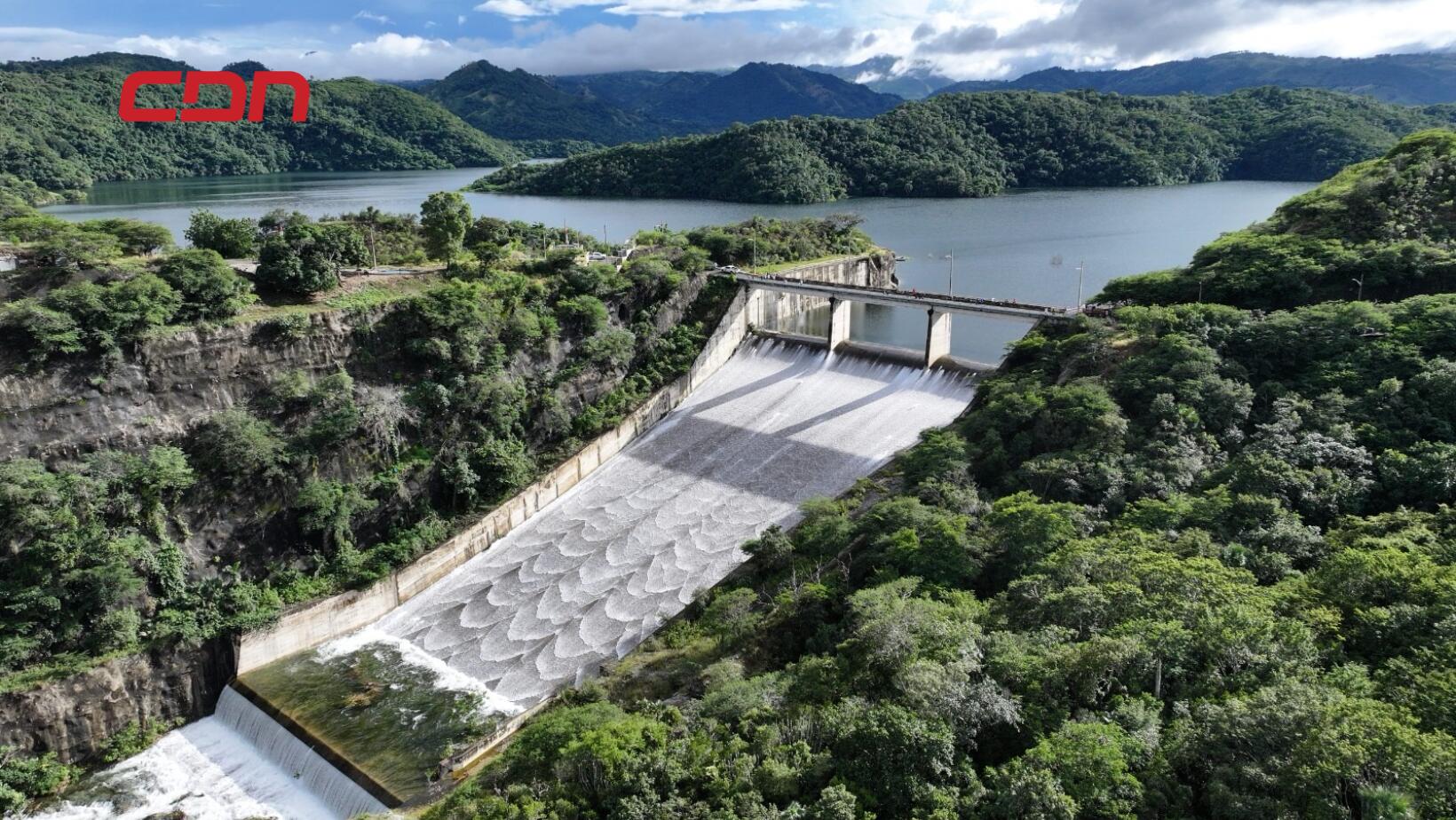 Indrhi monitorea vertido del embalse en presa de Monción
