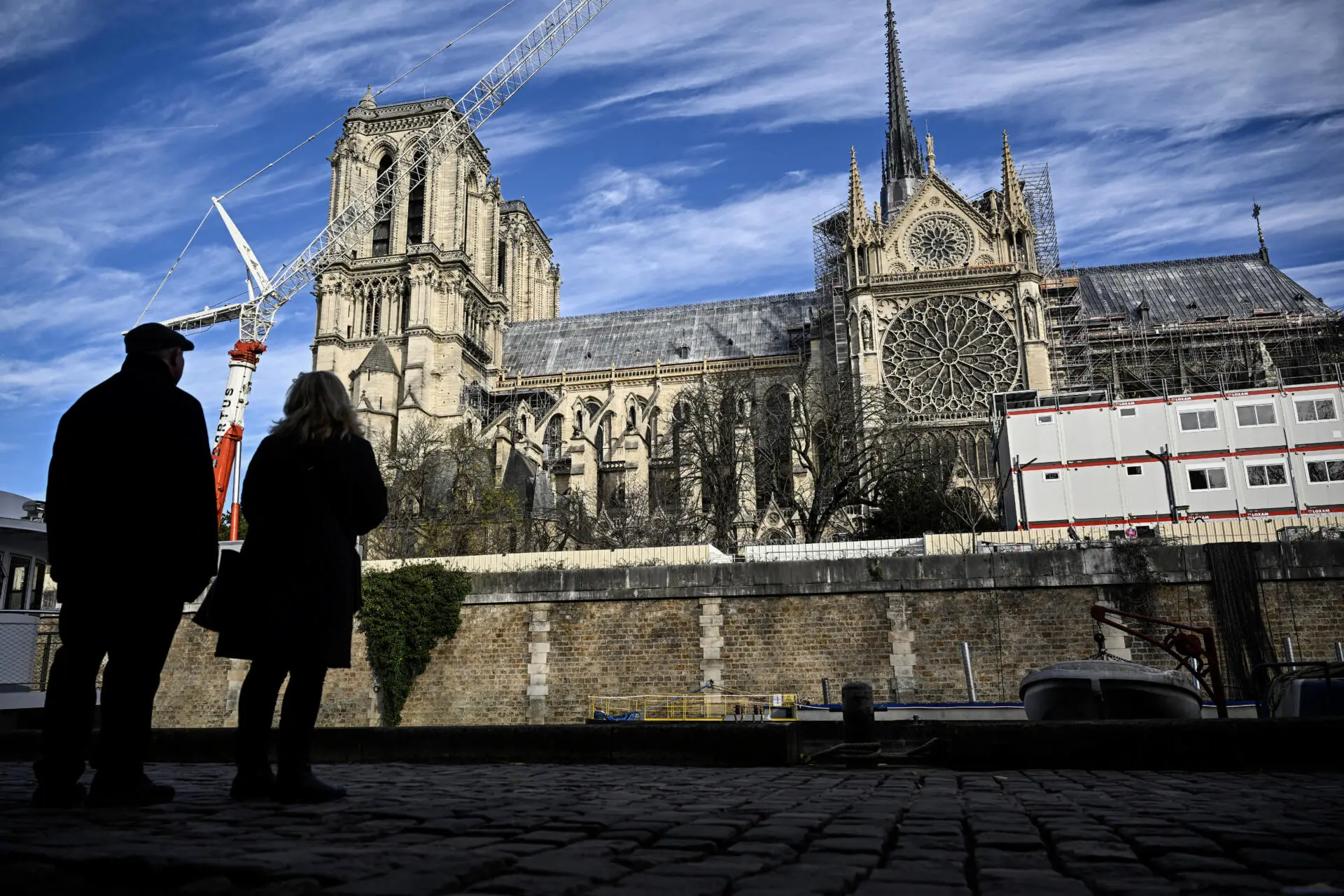 Notre Dame de París reabre sus puertas tras dramático incendio
