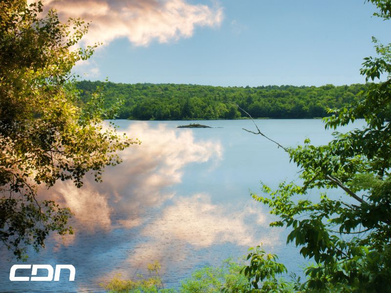 Temperaturas agradables y lluvias pasajeras este fin de semana