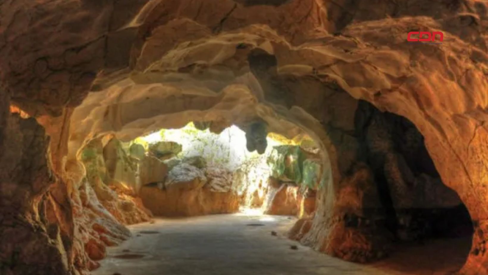 Abinader suspende extracción minera de las Cuevas del Pomier