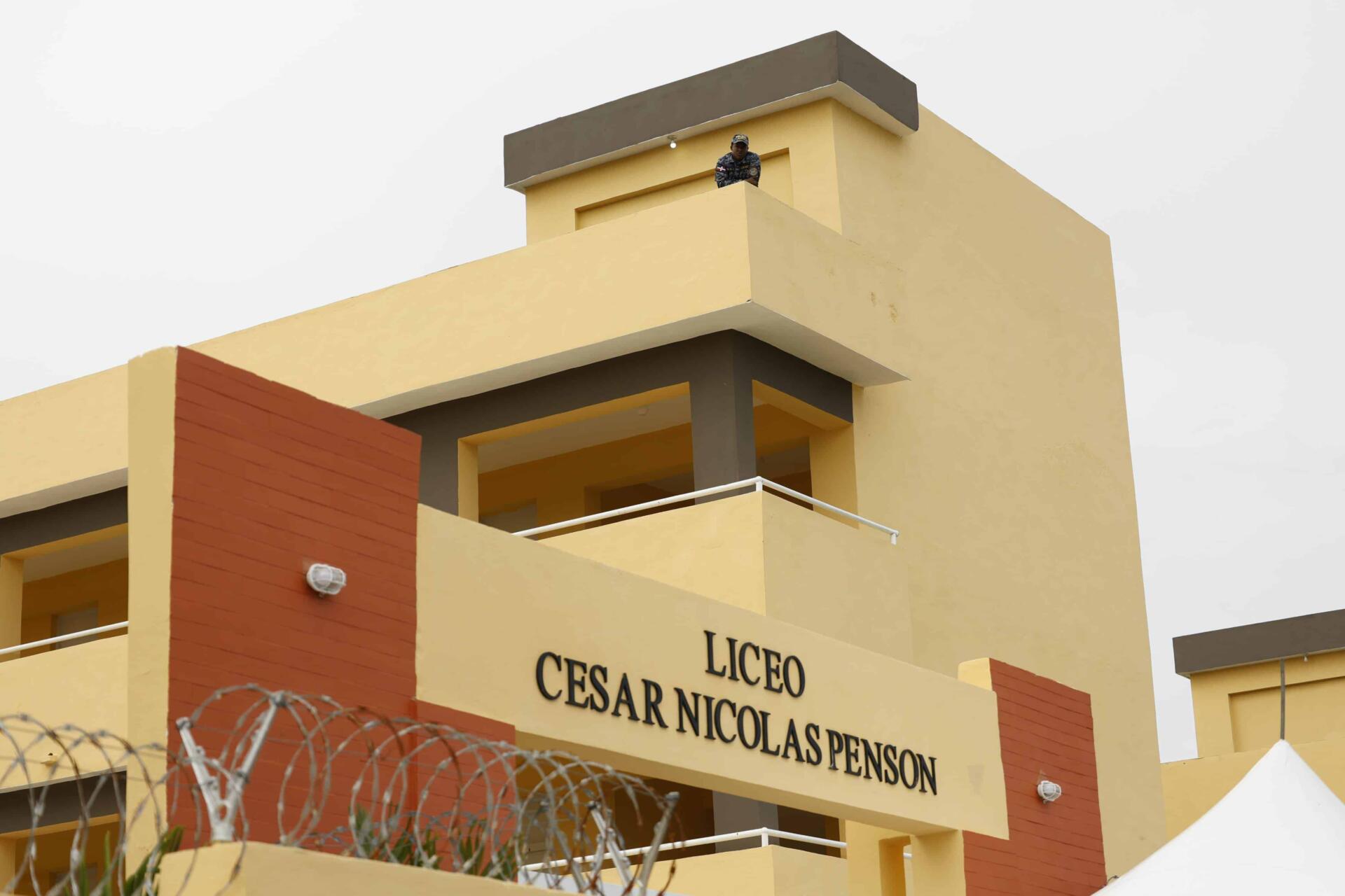 Orientan a estudiantes del Liceo César Nicolás Penson