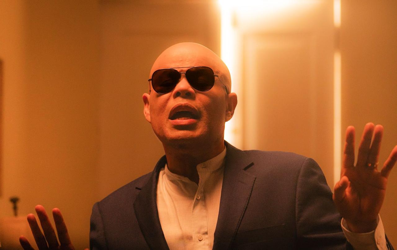 Rubby Pérez rinde homenaje a un clásico con su nuevo videoclip