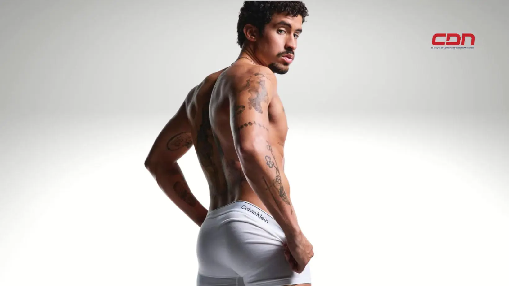 Bad Bunny revoluciona la moda con Calvin Klein