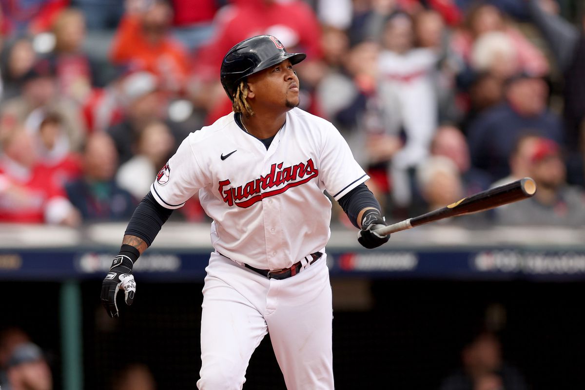 José Ramírez conecta su quinto jonrón de la temporada