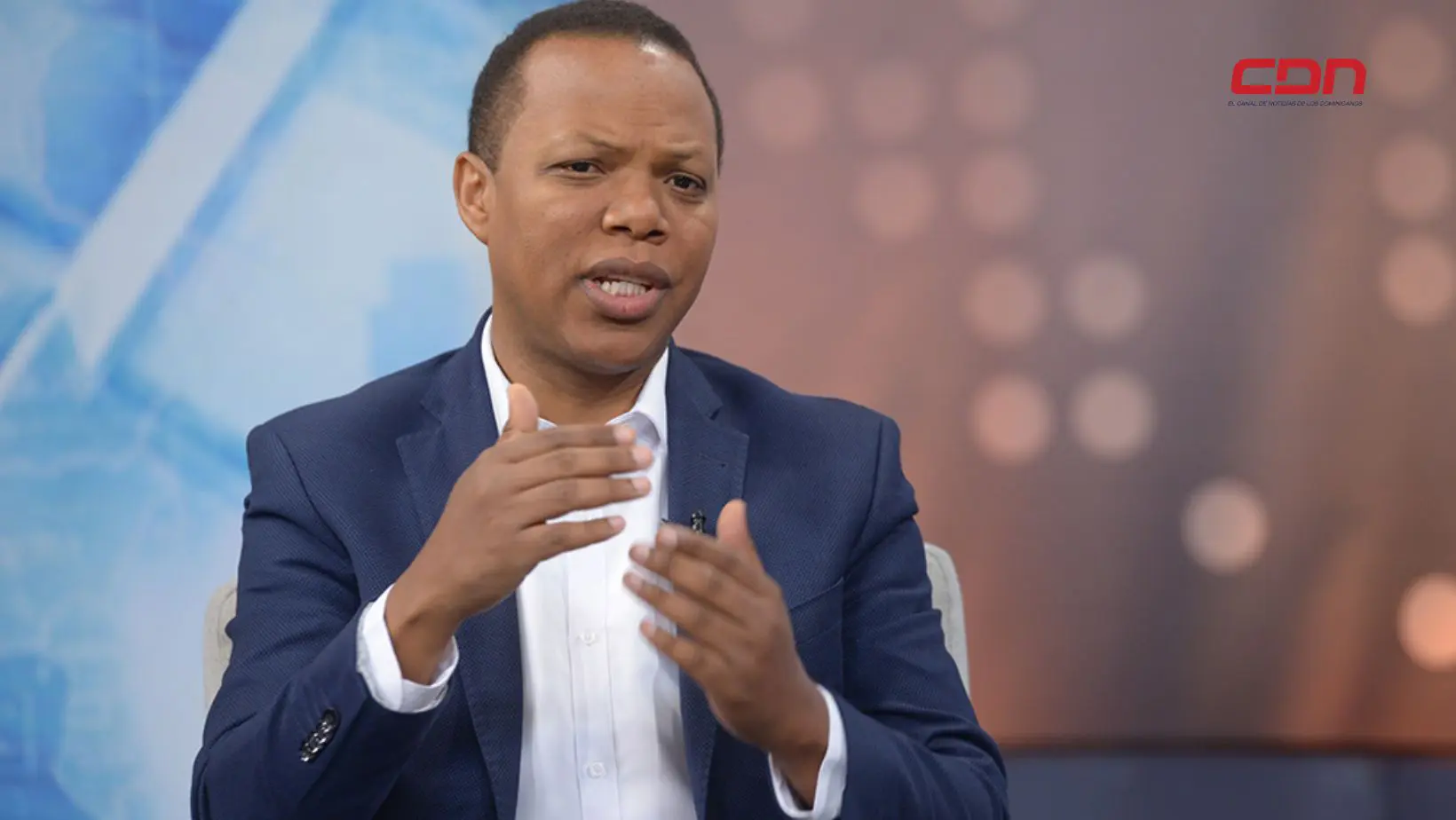 Intrant lanza moderno sistema de licencias de conducir