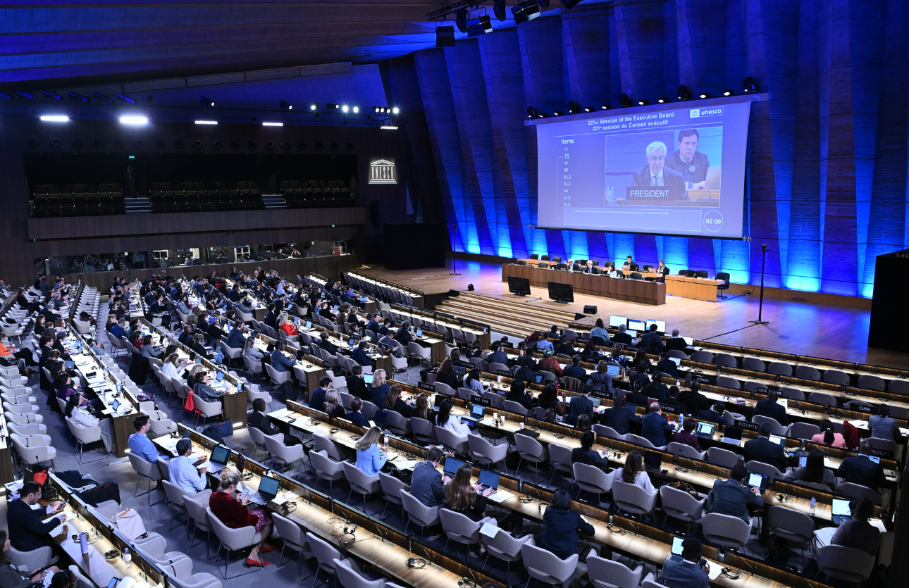 UNESCO homenajea a víctimas del Jet Set