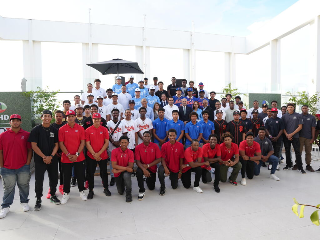 BHD y MLB celebran 20 años de alianza
