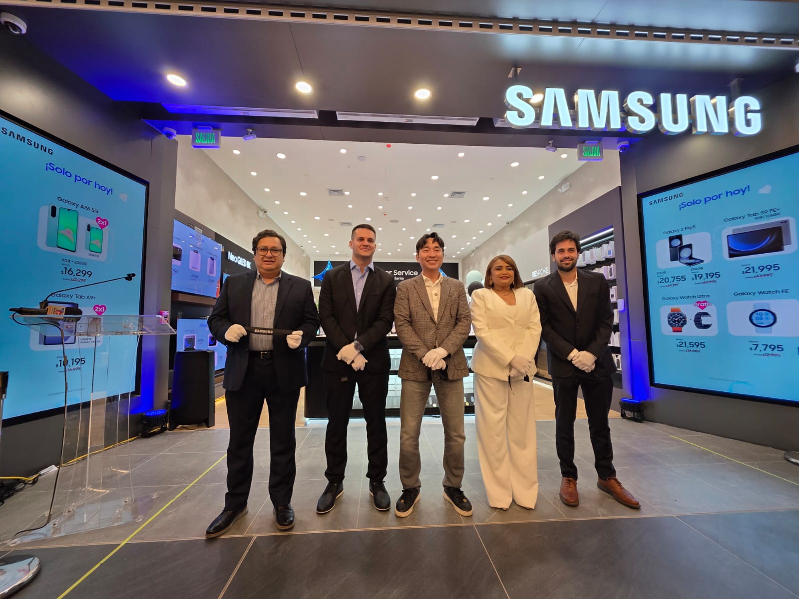 Samsung inaugura primera tienda multiexperiencia de la zona norte