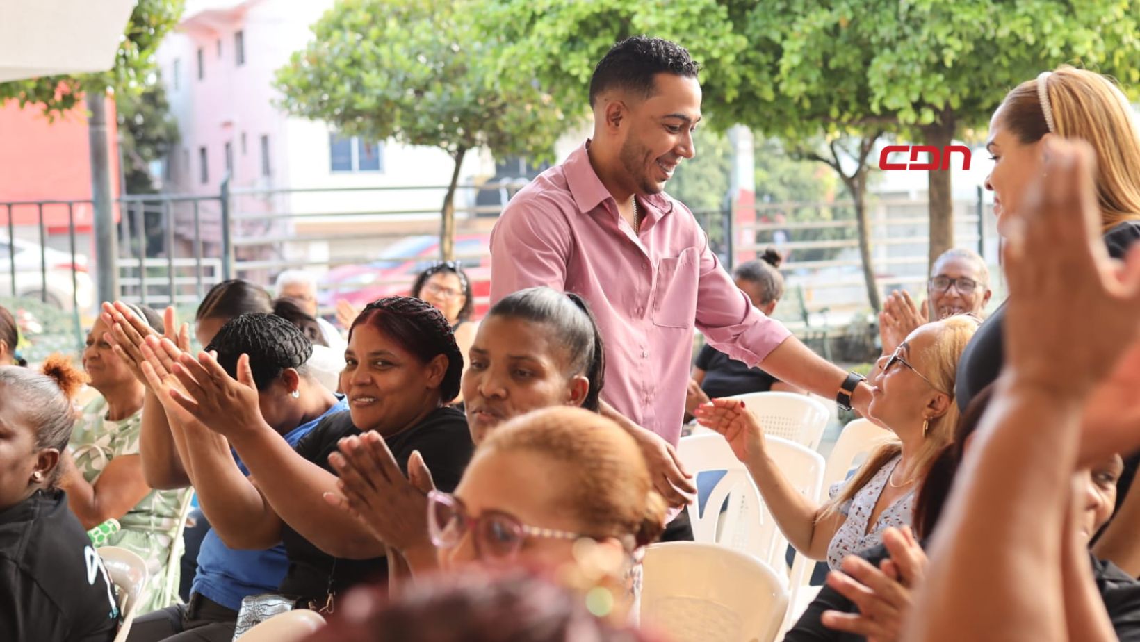 Víctor Jiménez resalta impacto social de su gestión