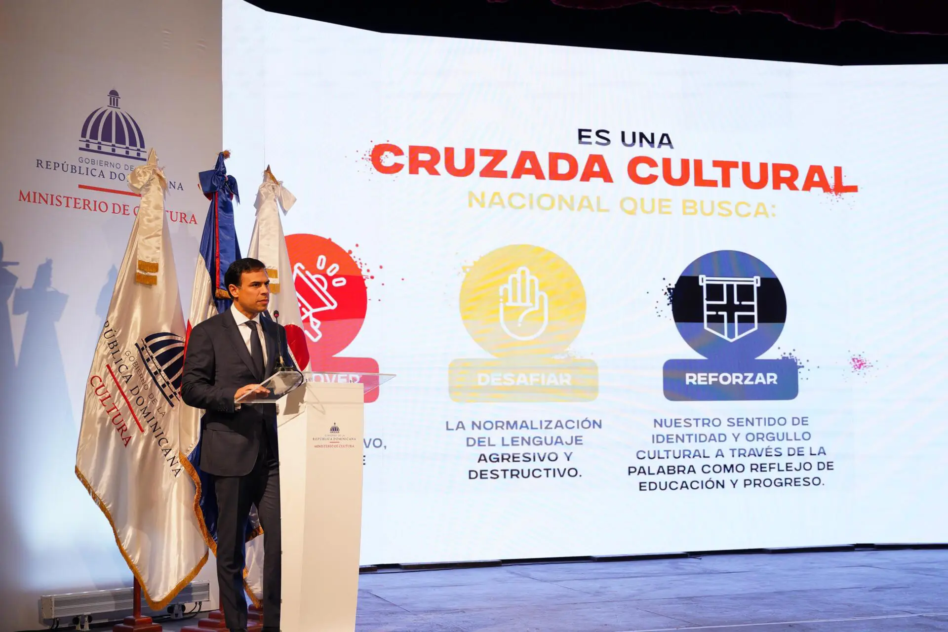 Roberto Ángel Salcedo impulsa iniciativa de las buenas palabras