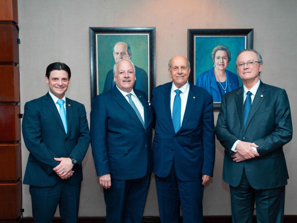 Popular reconoce a Marino D. Espinal como Consejero Emérito