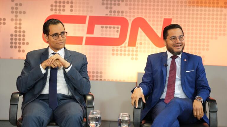 Economistas piden mayor alineación política fiscal y monetaria