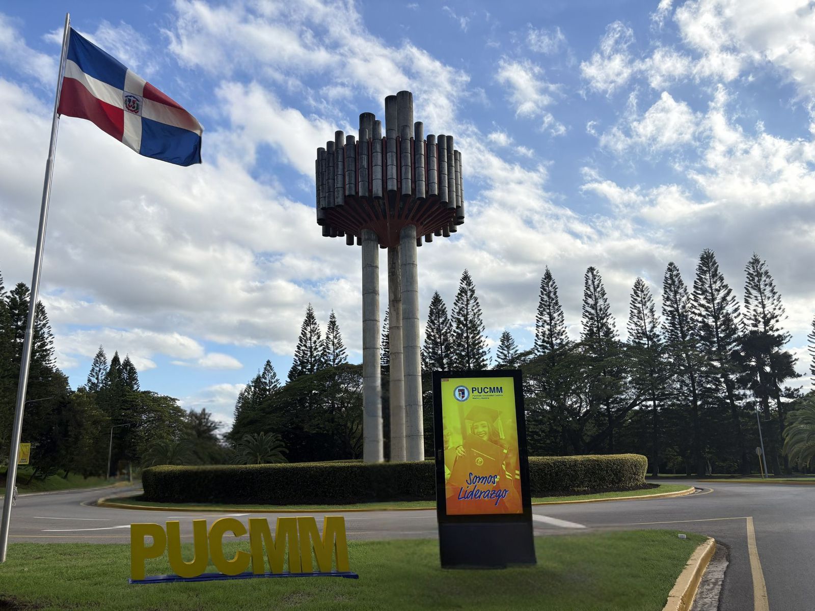 Pucmm lidera ranking en empleabilidad y reputación académica