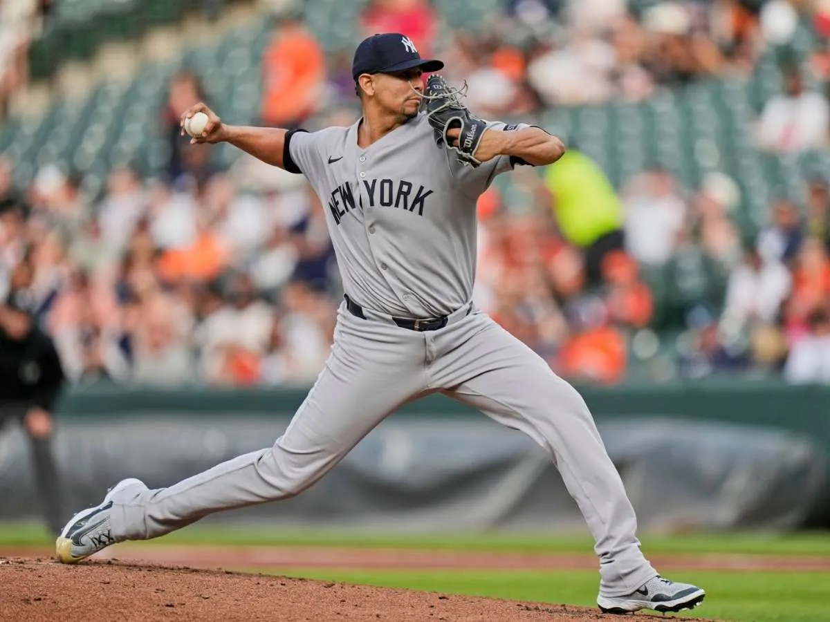 Carlos Carrasco llega a los Bravos tras un cambio con los Yankees