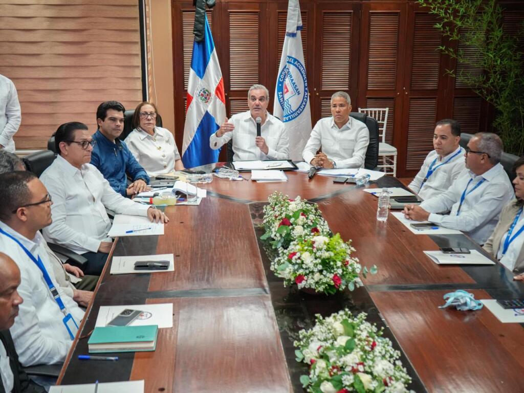 Presidente Abinader destaca inversión de Inapa en Santiago