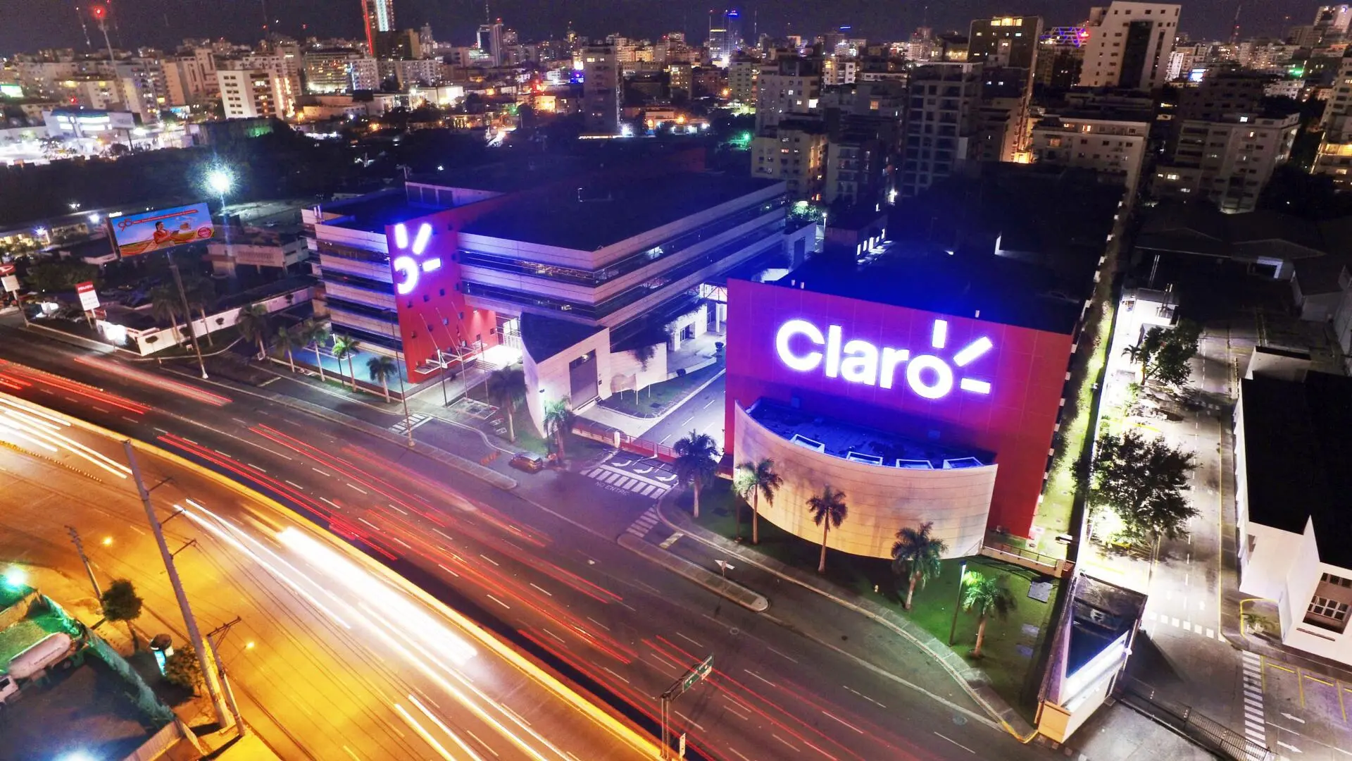 Claro celebra 95 años con aumento gratis de Internet Fibra