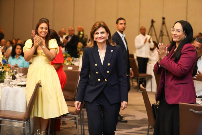 Raquel Peña dice Gobierno trabaja para el futuro del pueblo