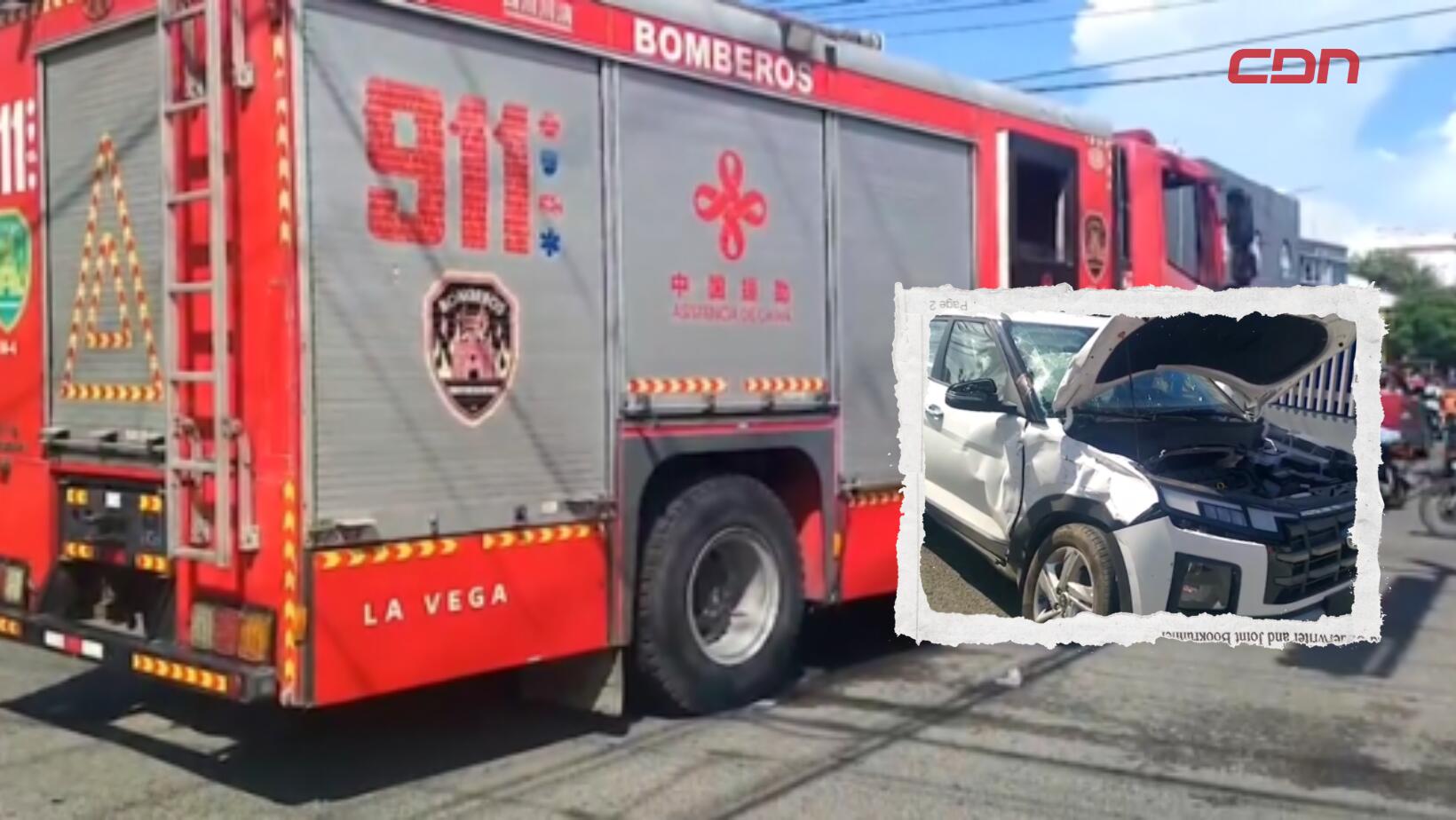 Camión de bomberos impacta yipeta en La Vega