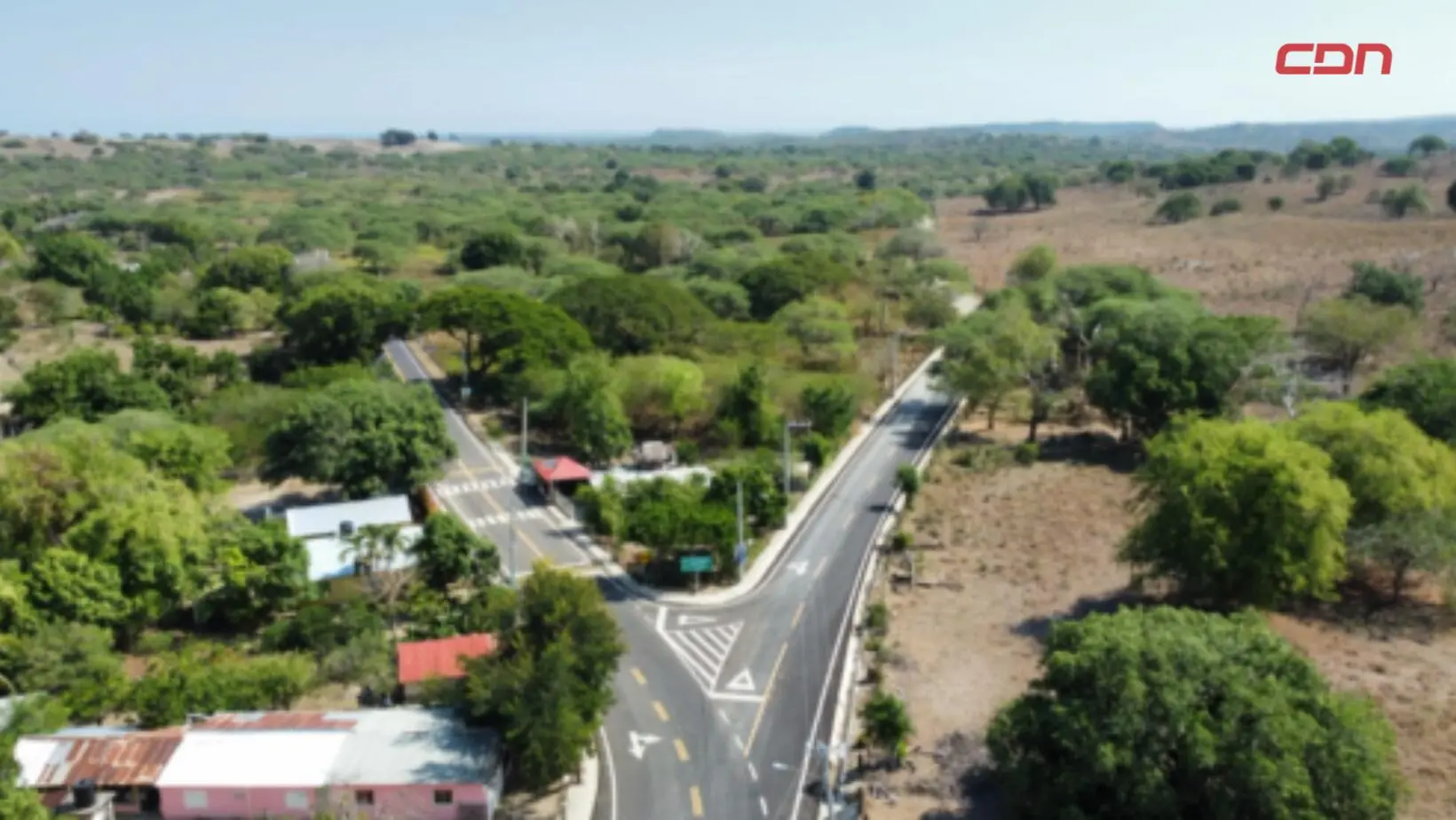 Comunitarios agradecen por construcción de carretera Punta Rucia