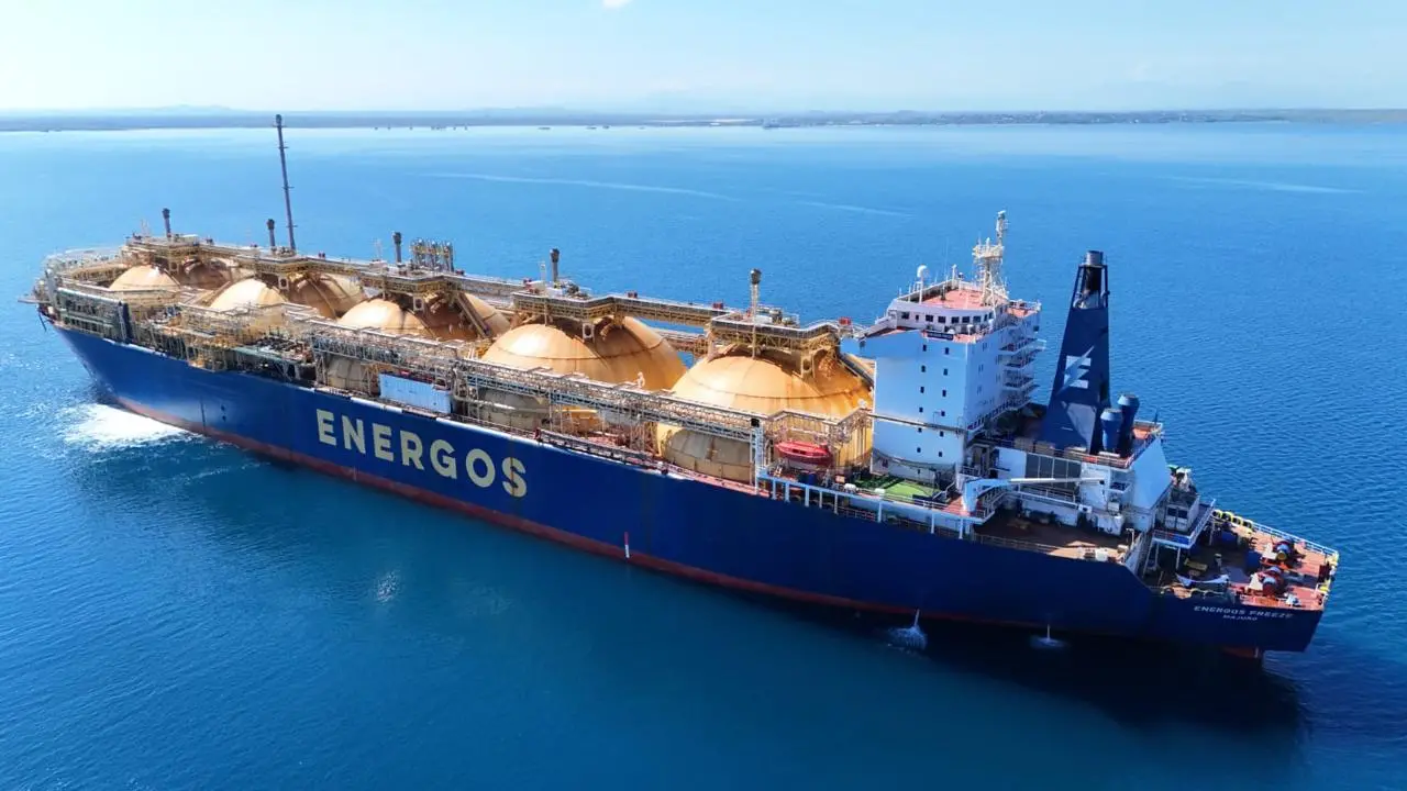 Manzanillo Power Land recibe su primer buque de gas natural