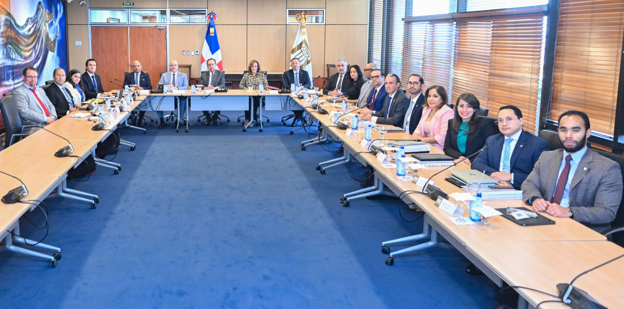 FMI proyecta crecimiento de 3% para RD pese a crisis global