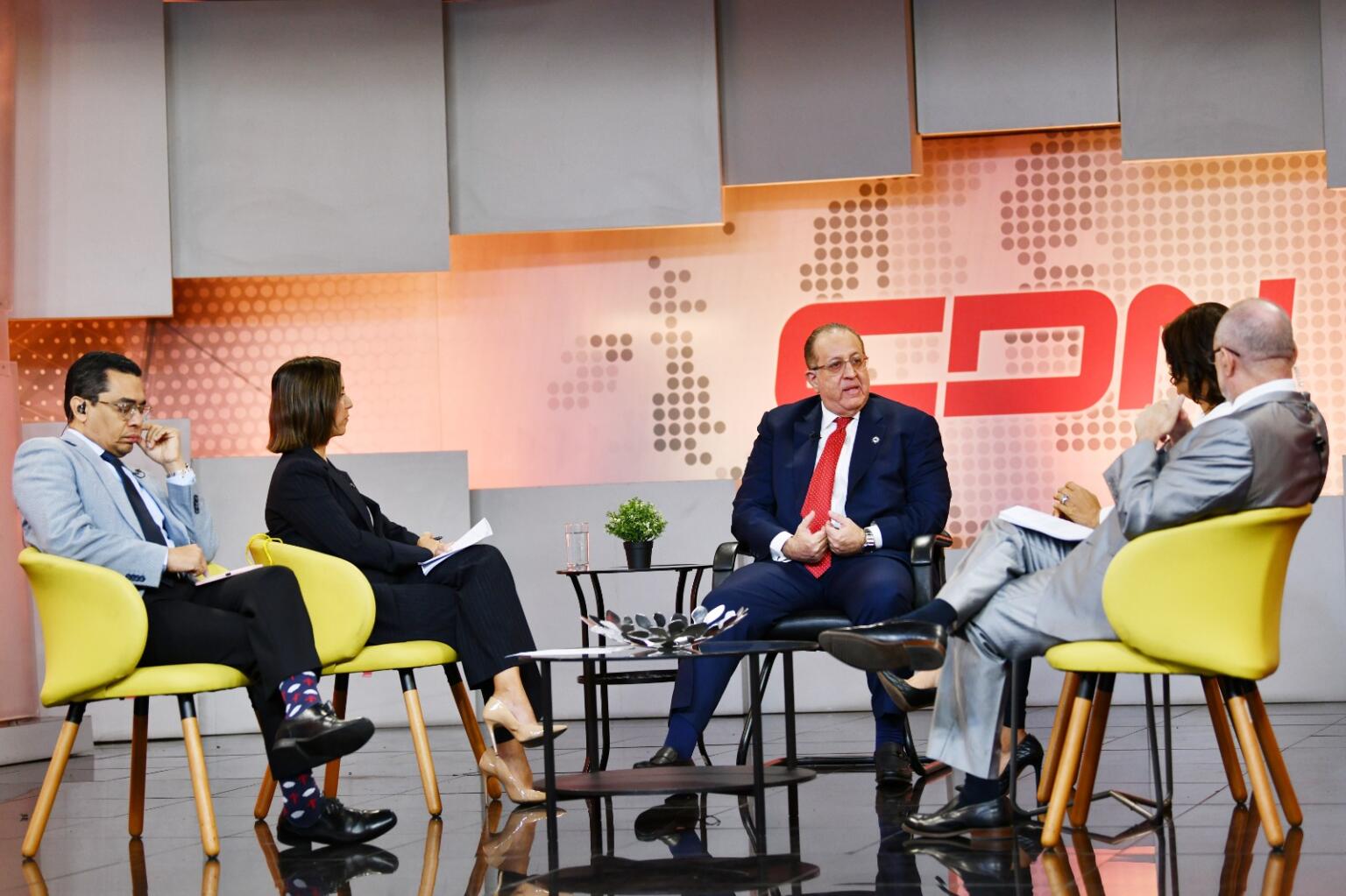 Gobierno buscará una reforma fiscal que mantenga estabilidad