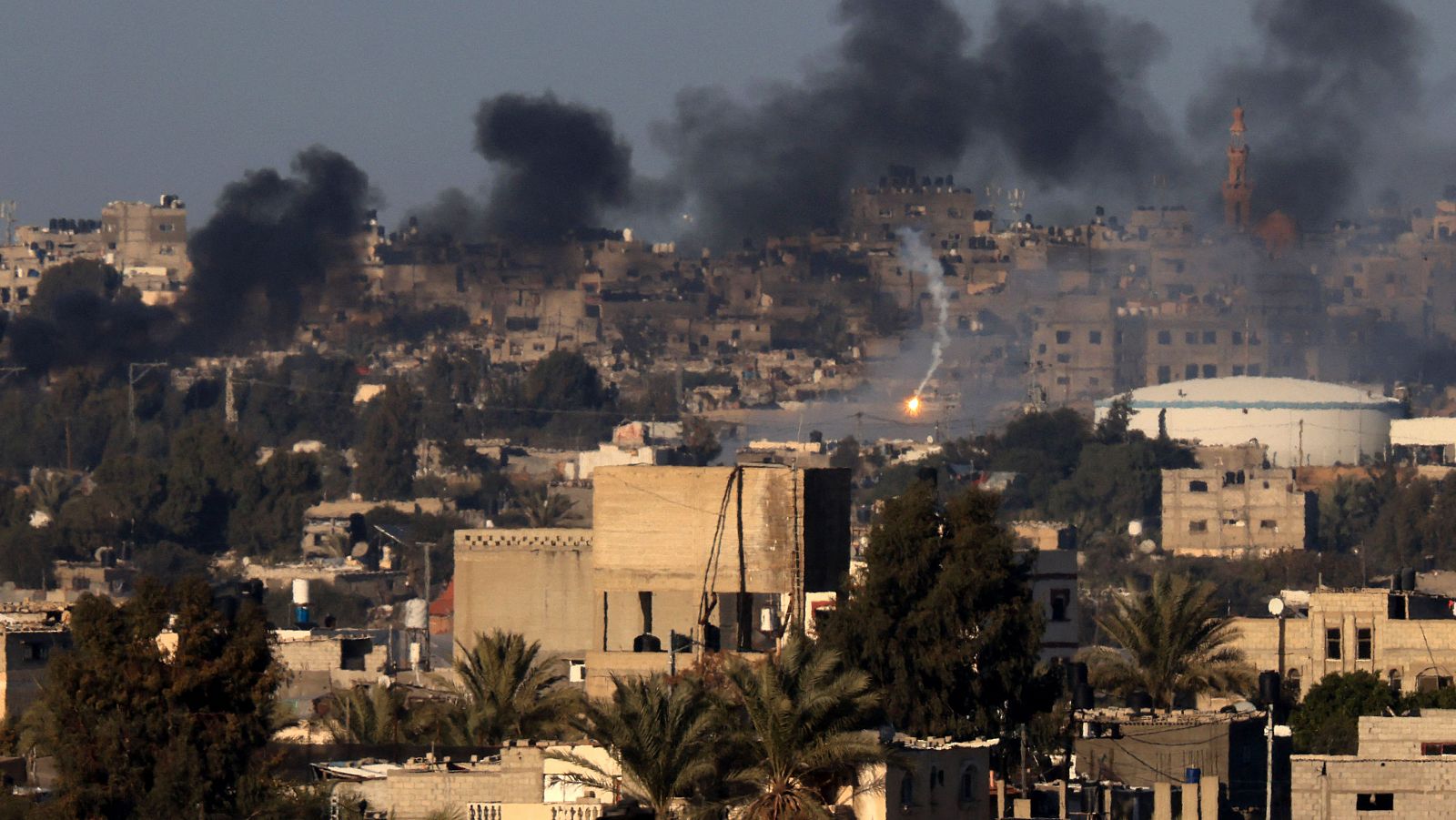 Irán afirma que apoya cualquier iniciativa