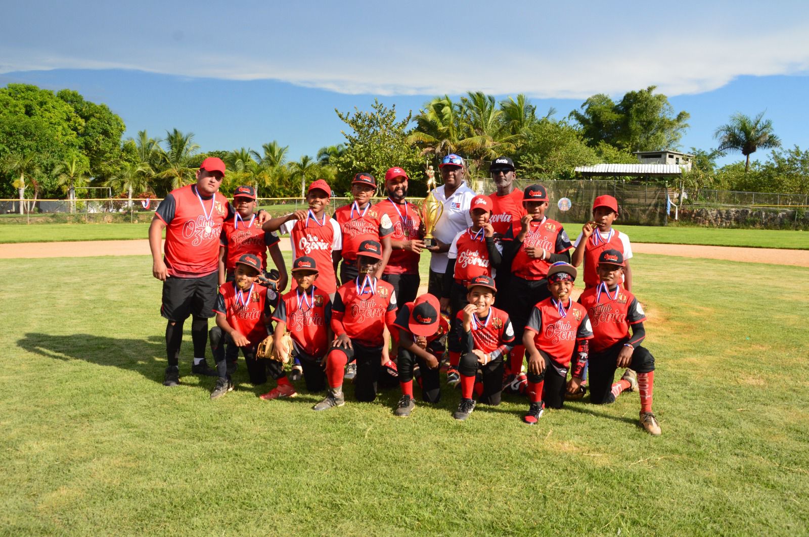 Liga Ozoria de Boca Chica campeón del torneo Abeprosado U-10