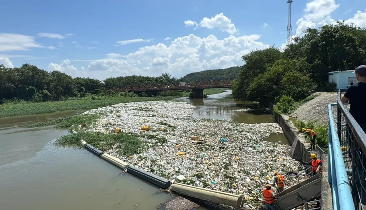Cilpen Globan aclara situación de residuos en río